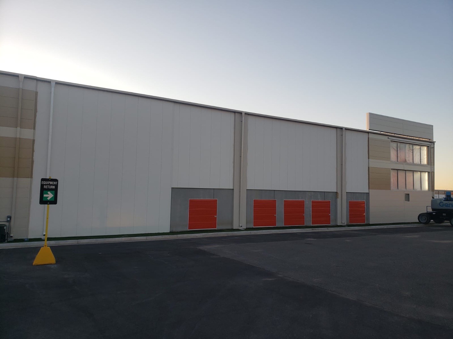 U-Haul Storage, Idaho 147,000 sq ft - Solid Steel Structures, Inc.